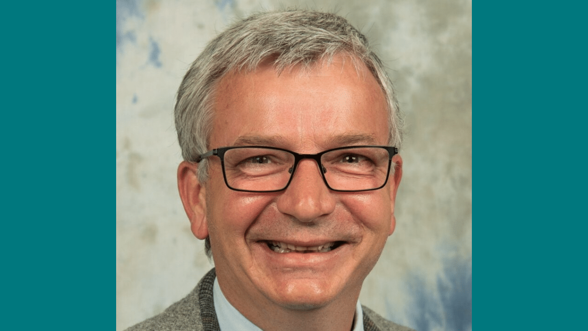 New Chair sworn in as Annual Meeting returns to County Hall after two ...