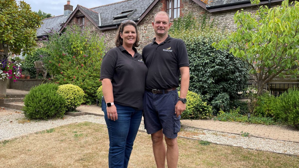 900 homes and businesses get Mobile Boost - News